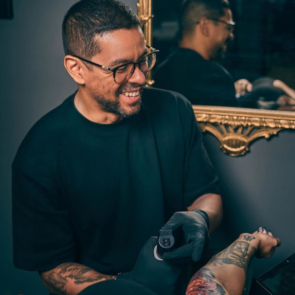 Adam Blones – High Vision Gallery